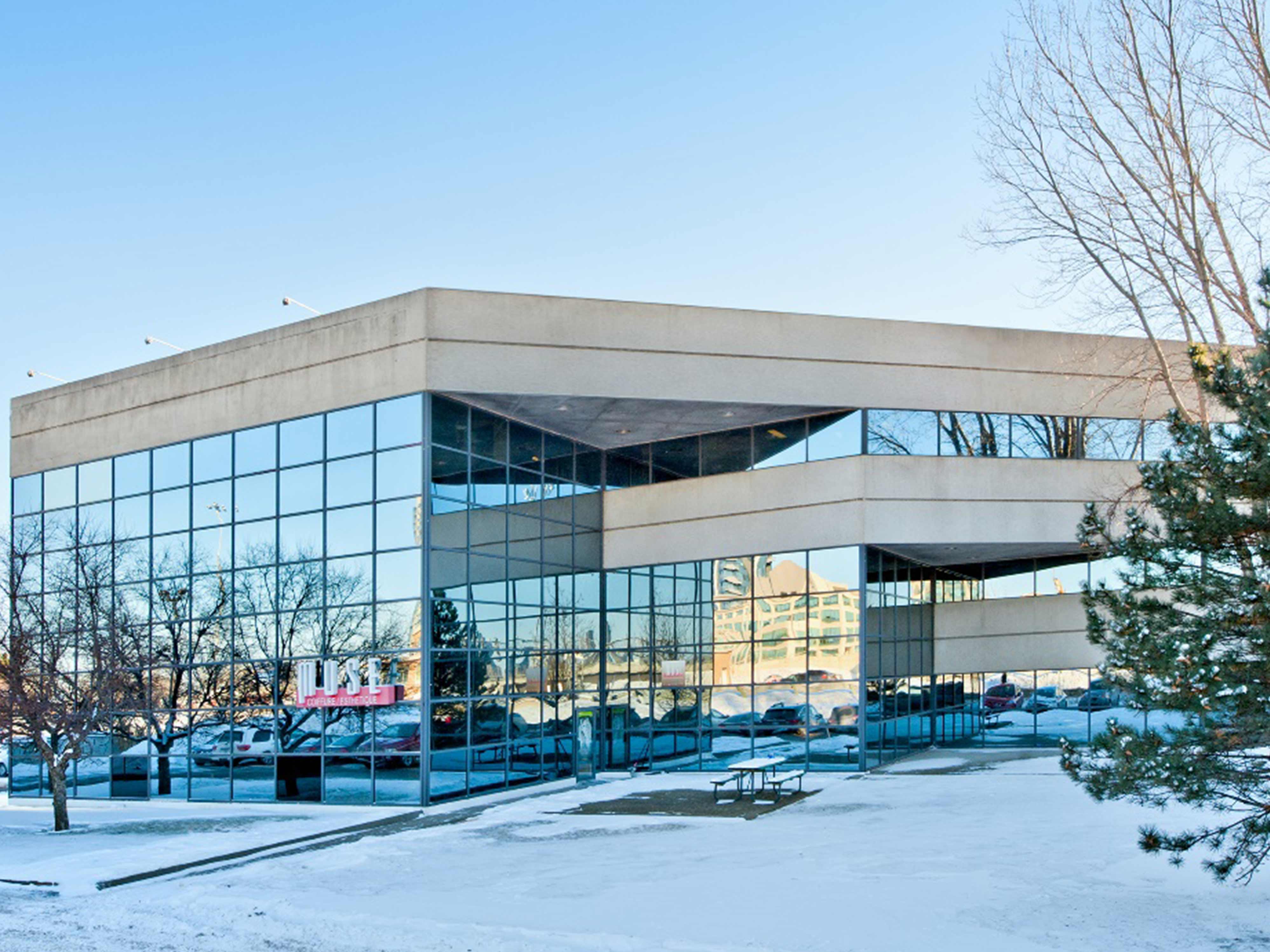 8 Place du Commerce | Montreal, QC | Allied REIT